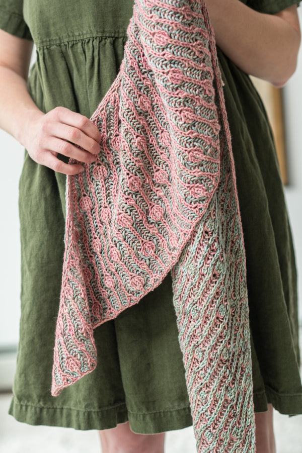 Champagne Brunch Shawl PDF | Madelinetosh.com